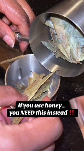 This isn’t just honey… It’s soursop leaf moringa-infused honey 🌿🍯 Perfect for: •Herbal teas • Smoothies • Hot water •Anything you normally use honey for Soursop leaves moringa = a power combo your body will thank you for. Handcrafted. Natural. Intentional. Once you switch, there’s no going back. Tap the link & upgrade your wellness routine 💚 #HeartHealthAwareness #WellnessEducation #HolisticWellness #povs #herbalwellness