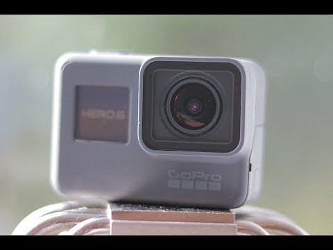 GoPro Hero 6 / Hero 7 - Battery and SD Installation / Removal