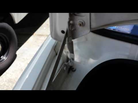How to change trunk lift supports