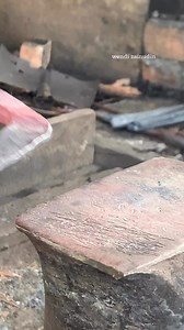 technique for smoothing the blade edges of rubber farming tools #blacksmith #blacksmithindonesia #blacksmithing #senikerajinan #alatpertanian #Forging #anvil | Wendi Zainudin