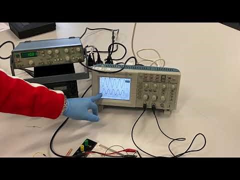 Measuring the phase difference using an oscilloscope