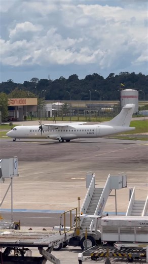 🇧🇷 AVIAÇÃO AMAZÔNIA on Instagram: "ATR 72 que fez parte da frota da Voepass Linhas Aéreas em passagem por Manaus. O avião (matrícula “2-PRPD”) está a caminho do seu novo operador com uma pintura neutra, antes da próxima fase da sua vida operacional. A rota realizada foi Brasilia- Manaus - Bogotá, sendo que esta última parte teve duração de aproximadamente 5 horas de voo. O ATR 72 é um clássico turboélice regional, conhecido por sua eficiência em rotas curtas e médias e presença marcante no Bra