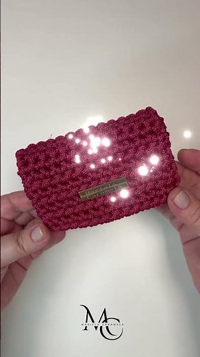 "How to Make a Quick and Easy Crochet Purse 👝 with Scraps 🧶 | Step-by-Step Tutorial"