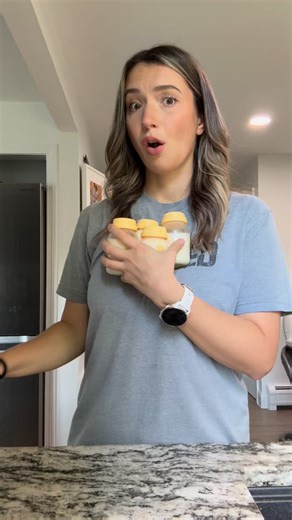 Bagging my extra milk! #postpartum #breastmilk #pumpingmom | Val Shyshla