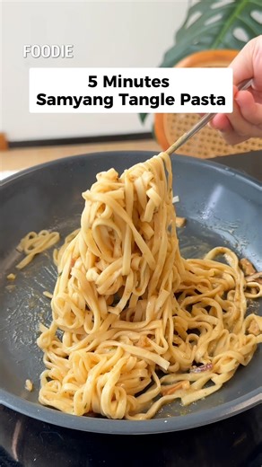 206K views · 249 reactions | Secret's out! - Try this Samyang Tangle Pasta that is better than eating out!  Featuring rich, flavourful and creamy Tangle pasta in 2 flavours: Creamy Mushroom 龍 Garlic Oil Don’t miss out on the 5-day Tangle Pop-up Store! Try Tangle pasta, play games and win prizes!  LG Oval (near Innisfree), New Wing, One Utama Shopping Center  10–14 Sep 2025 ⏰ 10AM–10PM #TanglePasta #TangleMY #TangleFlow #MoveWithTangle | KL Foodie | Facebook