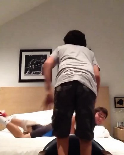 STUTTER KID • follow su TikTok