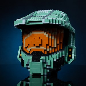 Spartan 117 Life-Sized Helmet