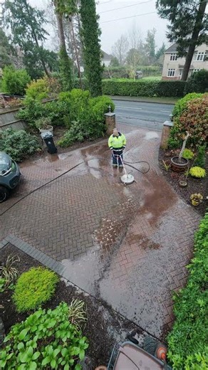 Garden Driveway Glow Up #Cleaning #HomeImprovement
