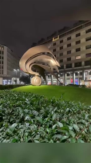 Made to Milan before the #WinterOlympics2026. Still as vibrant as I remember it from my last visit. #duomomilano #GreerOnTheGo #LivingTheGrapeLife