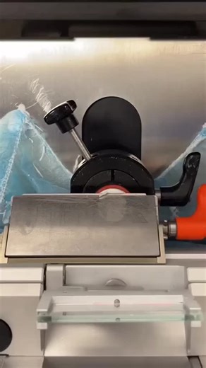 Medical Lab Technology on Instagram: "Sectioning Process in Histopathology Lab. #mltglobe #hostology #microtome #medical #laboratory"