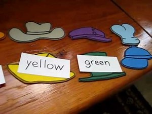Toddler - Reading, Phonics, Clothes themes: Match color word cards with hats.