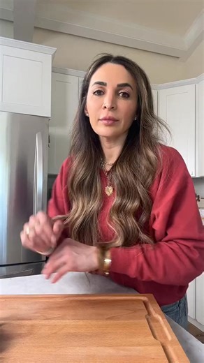 How to quickly defrost your meat! Do you do this? #foodtips #howto #defrostingmeat #foodhacks | Mary Esquivel