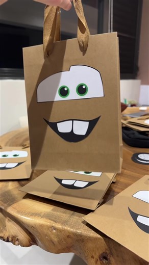 DIY Bolsitas Para La Piñata - Cumpleaños de José Ignacio