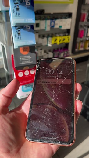 iPhone XR in for a screen replacement 🛠️📲 | Phones Direct