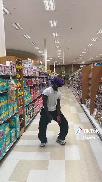 The Bonnet Dwerk: A Unique Dance Collaboration