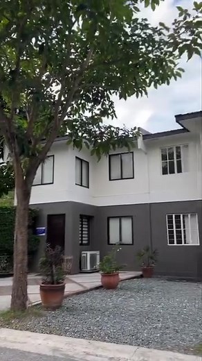 Walang Pag ibig?Walang Bank Account? Walang pang-down? Pero may trabaho at may pangarap mag kabahay?Gusto mo bang kumuha ng sariling bahay mo 🤔 Pero wala ka pang hawak na pang downpayment 😩No Spot Downpayment para ka lang nag rerent dito. Dito Reservation fee lang ang ilalabas mong pera! 💵Magkakaroon kana ng pinapangarap mong Maganda, Mas Mura at Quality na Bahay! 🔑🏡 Ang downpayment mo hulugan monthly ng para hindi masyadong mabigat sa bulsa 👌🔑🏡 Tara! 😊 Magusap tayo at tutulungan ko kay