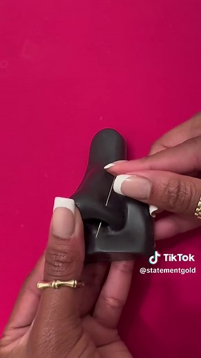How To Insert a Threadless Nose Stud