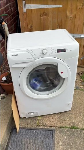 Hoover VisionTech VTS715D21X washing machine || How will it handle?: 5 litre bottle V Hoover