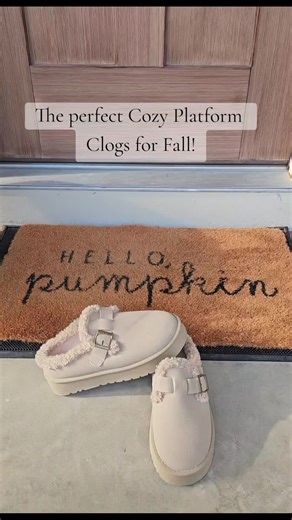 Best Cozy Platform Clogs for Fall Fashion