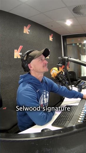 Imagine getting scammed by a Geelong Cats 'Legend'!