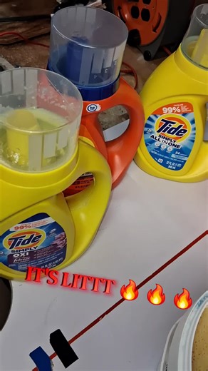 HEY MY LAUNDRY LOVERS I HAD TO MAKE A ALL TIDE SOAKED SPONGE IK ITS AFTER 12 BUT LIT WAS AT WORK SO ITS STILL DAY 1 OF SPIRIT WEEK FOR ME @Cleaningwithkc @lvcleanmama💚 @LuvNSuds YALL DOING YALL BIG ONE WITH THIS WEEK SPIRIT WEEK THANK YALL FIR LETTING US PARTICIPATE BUT YEAH I USED ALL THESE DIFFERENT TIDE LIQUIDS ACE ARIEL DT BLEACH POWDER DOWNEY SB #LITLAUNDRY #laundrytok🧺 #fyp #soakedsponge #Tide