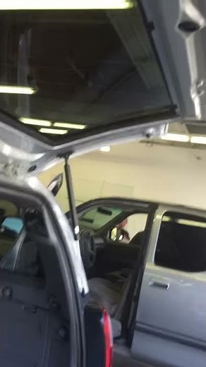 Toyota 4Runner rear hatch repair