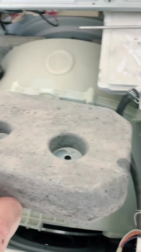 Exploring the Internal Components of a Washing Machine