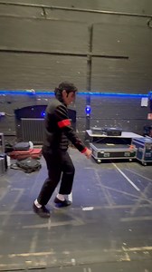 348K views · 9K reactions | 40 years later… and the moonwalk still stops time ️. entertainers #michaeljackson #ontour #moonwalk #mj #billiejean #backstage | Man In The Mirror | Facebook
