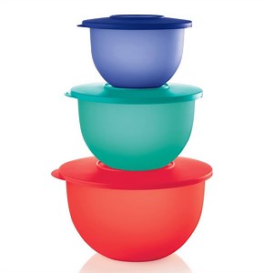 This classic bowl set is 🌟 50% off 🌟 for one week only! Shop US - https://bit.ly/2Wns6H9 Shop CA - https://bit.ly/2HEoeOw | Tupperware U.S. & Canada