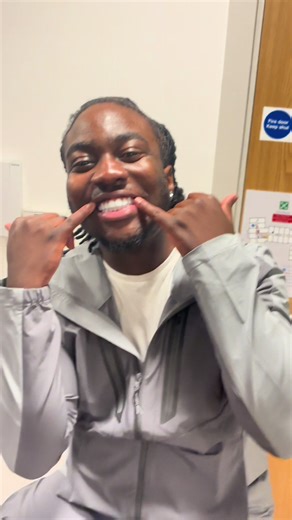 POV:your clients get composite bonding someone sponsor bro😂😂#fyp #ukblackboys #compositebonding #turkeyteeth #fypviraltiktok🖤シ゚☆♡