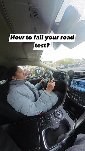 Importance of Checking Traffic Signals for Teen Drivers