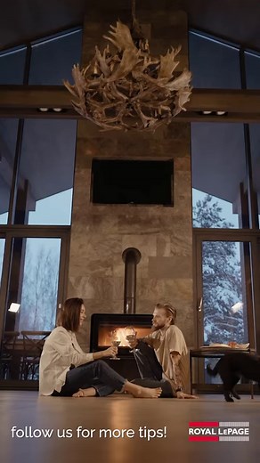 With winter around the corner, it's time to make sure your home is draft-proof to keep the cold air out and the warmth in. Here are three practical tips to help you prepare your home for a cozy and energy-efficient winter. ❄️🏠 👉 Seal Leaky Windows and Doors Inspect windows and doors for gaps or cracks that can let cold air seep in. Use weatherstripping or caulk to seal these gaps. Consider adding draft stoppers or door sweeps to prevent drafts at the bottom of doors. 👉 Check Insulation Proper