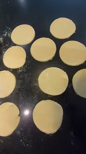 HOW do you make HOMEMADE POTSTICKERS | EASY VEGAN POTSTICKERS | Dumplings | Vegan dumpling | #Shorts