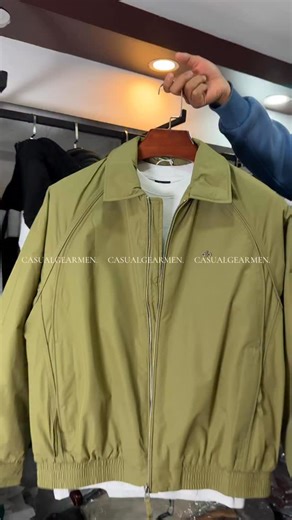 Casual Gear on Instagram: "Men’s winter Bomber Jacket (Size M L XL) #mensfashion #streetstyle #outfitinspiration #fyp #premium"