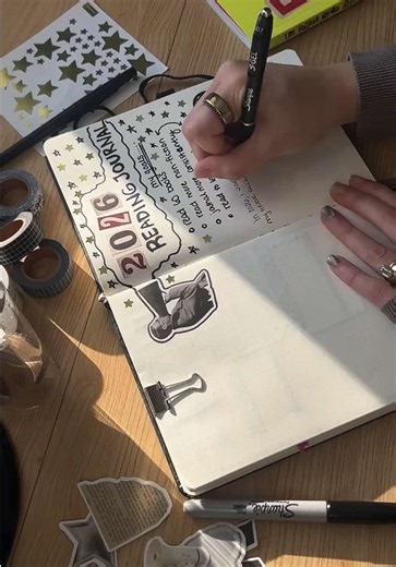 my 2026 reading journal 🫦🙂‍↕️🩵✌🏻✨🍋‍🟩😈💋 #2026readingjournal #readingjournal #diy #journaling #journalwithme