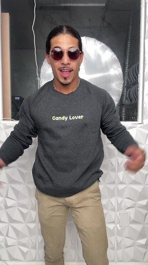 3.9K views · 34 reactions | See You At Vidcon Baltimore!  #vidcon #baltimore #candy #merch | Trendy Treats | Facebook