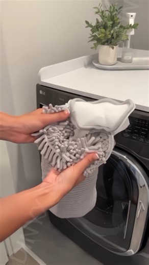 Crollo In on Instagram: "Washing shoes the wrong way? 😩 Stop ruining your sneakers with direct machine wash! This Shoe Cleaning Bag protects your shoes while washing — no damage, no shape loss, no scratches. ✔ Strong mesh for deep cleaning ✔ Protects shoes inside washing machine ✔ Reusable & durable ✔ Works for sneakers, slides & trainers Clean shoes. Zero damage. 💬 Comment CLEAN for link 📦 COD Available | 🚚 Pan India Delivery ( Shoe Cleaning Bag, Sneaker Laundry Bag, Washing Machine Shoe Ba