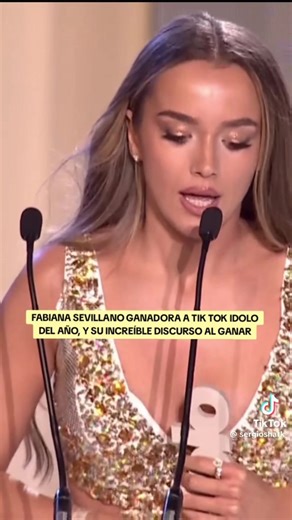 Fabiana Sevillano y Lola Lolita en la Velada del Año