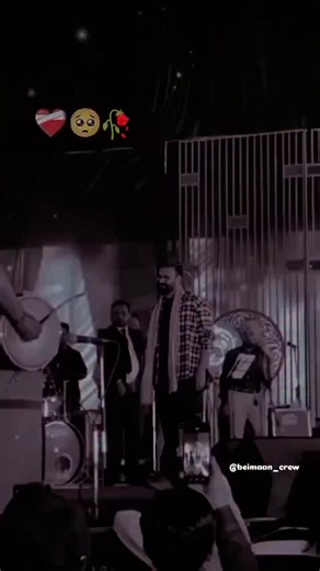 dil ta pagal hai ❤️‍🩹🥀 on Instagram: "🥺💔🥀 Mention your story 🎬 No Problem (2010) – A Riot of Comedy & Chaos Directed by Anees Bazmee, No Problem is a hilarious Bollywood comedy packed with confusion, crime, and non-stop laughter. The story revolves around two small-time crooks, Yash and Raj, who unintentionally get caught up in a web of bank robbery, mistaken identities, and crazy misunderstandings. As cops, robbers, and lovers cross paths, chaos unfolds in the most entertaining way possib