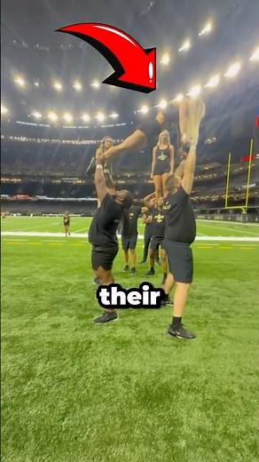 Cheerleading Stunt Fail 😂 #FunnyFails #EpicStunts #ViralVideo