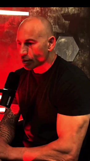 They don’t actually teach diabetics how to reverse diabetes. They teach them how to manage it forever. I get hundreds of messages every month from people with diabetes. So I ask one simple question. “Has your doctor ever explained the glycemic index to you?” Almost every time the answer is no. The glycemic index is a scale that tells you exactly how much every food and ingredient raises your blood sugar. And diabetes is literally a blood sugar problem. So instead of giving people the ONE tool th