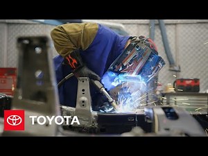"Tacoma X-Runner Concept": SEMA Build Episode 2 | Toyota