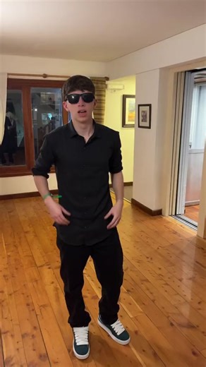 Adam Sandler se disfraza de Bruce Springsteen en Son Como Niños