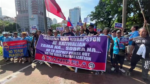 WATCH: Manibela also here in Luneta Park to join the protest rally against corruption. | via Noy Morcoso, INQUIRER.net · Watch our special coverage here: inqnews.net/Sept21rallies · Follow our live updates at inqnews.net/liveprotestvscorruption | INQUIRER.net