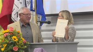 Kelley Paul visits Russellville to award USMC Ret. Major General for his service and patriotism