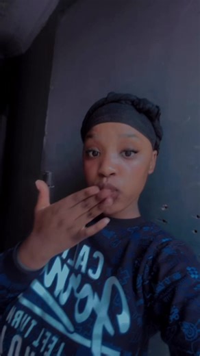 teddy ofresh (@teddyofresh)’s videos with WAR - Emtee