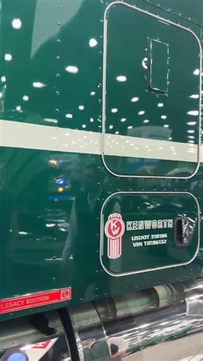 538K views · 10K reactions | Kenworth Connects walks through the Kenworth W900 Legacy Edition features – here’s the W900 Legacy Edition sleeper badge and Legacy exhaust shield! #Kenworth #W900Legacy #MATS2025 | Kenworth Truck Co. | Facebook