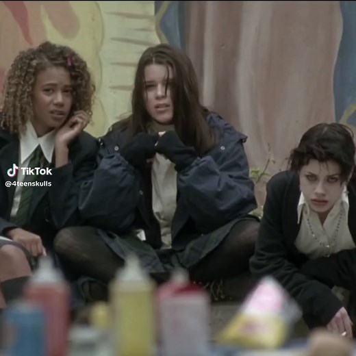 The Craft: A Captivating 90s Goth Witches Movie