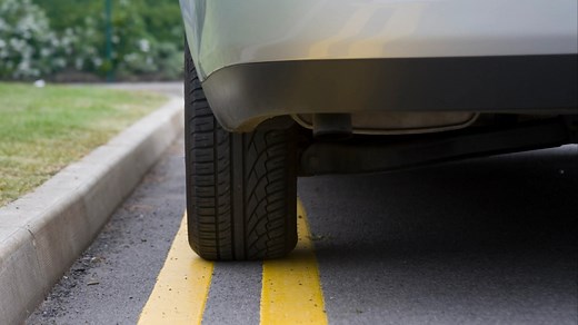 The laws related to parking on a double yellow line explained