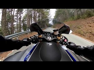 Yamaha R1 GoPro Max Gimbal Akrapovic Sound